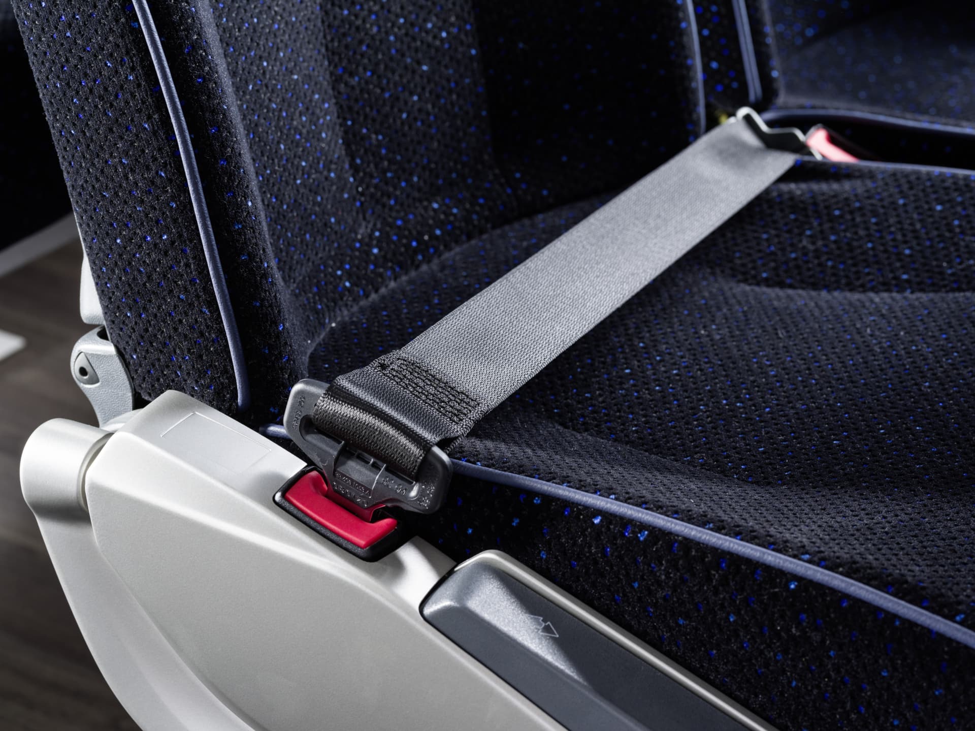 Cinturones de seguridad en autobuses: Protege tu vida y la de tus seres ... Cinturones de seguridad en autobuses: Protege tu vida y la de tus seres ...