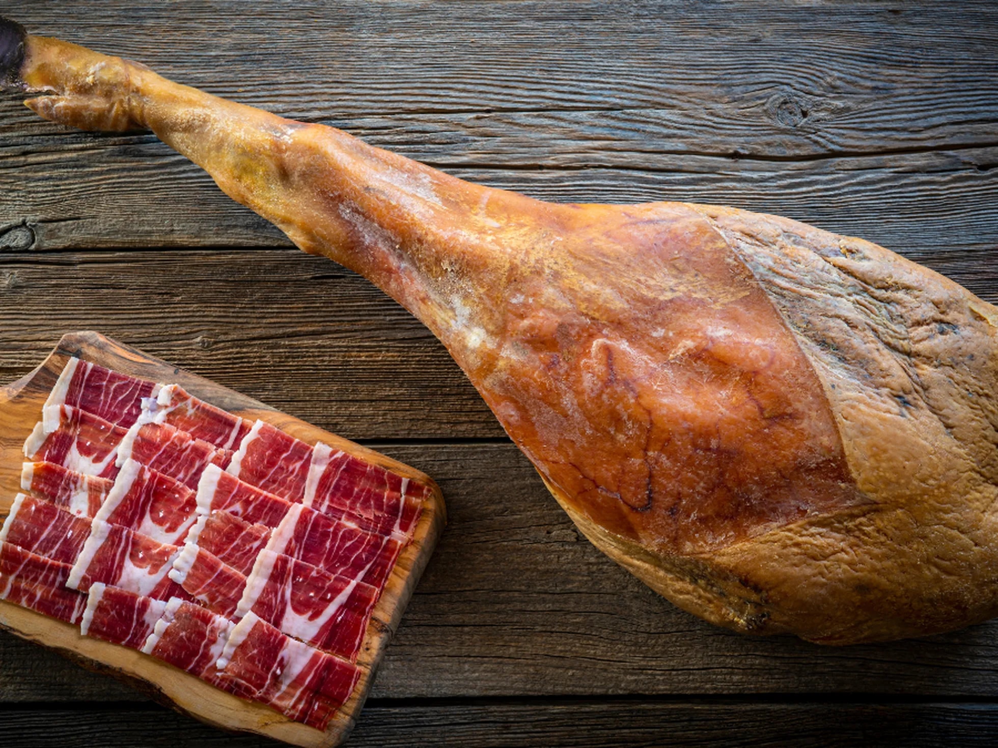 Descubre el origen delicioso de los jamones Sánchez Alcaraz - ¡Una joya ...